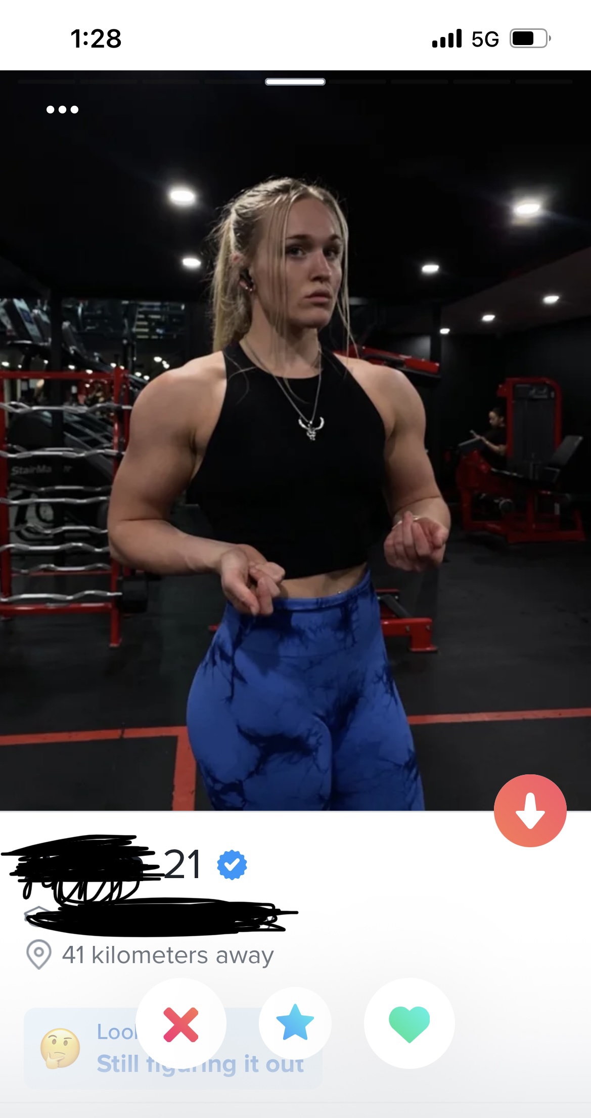 Fit/ muscular girls on tinder