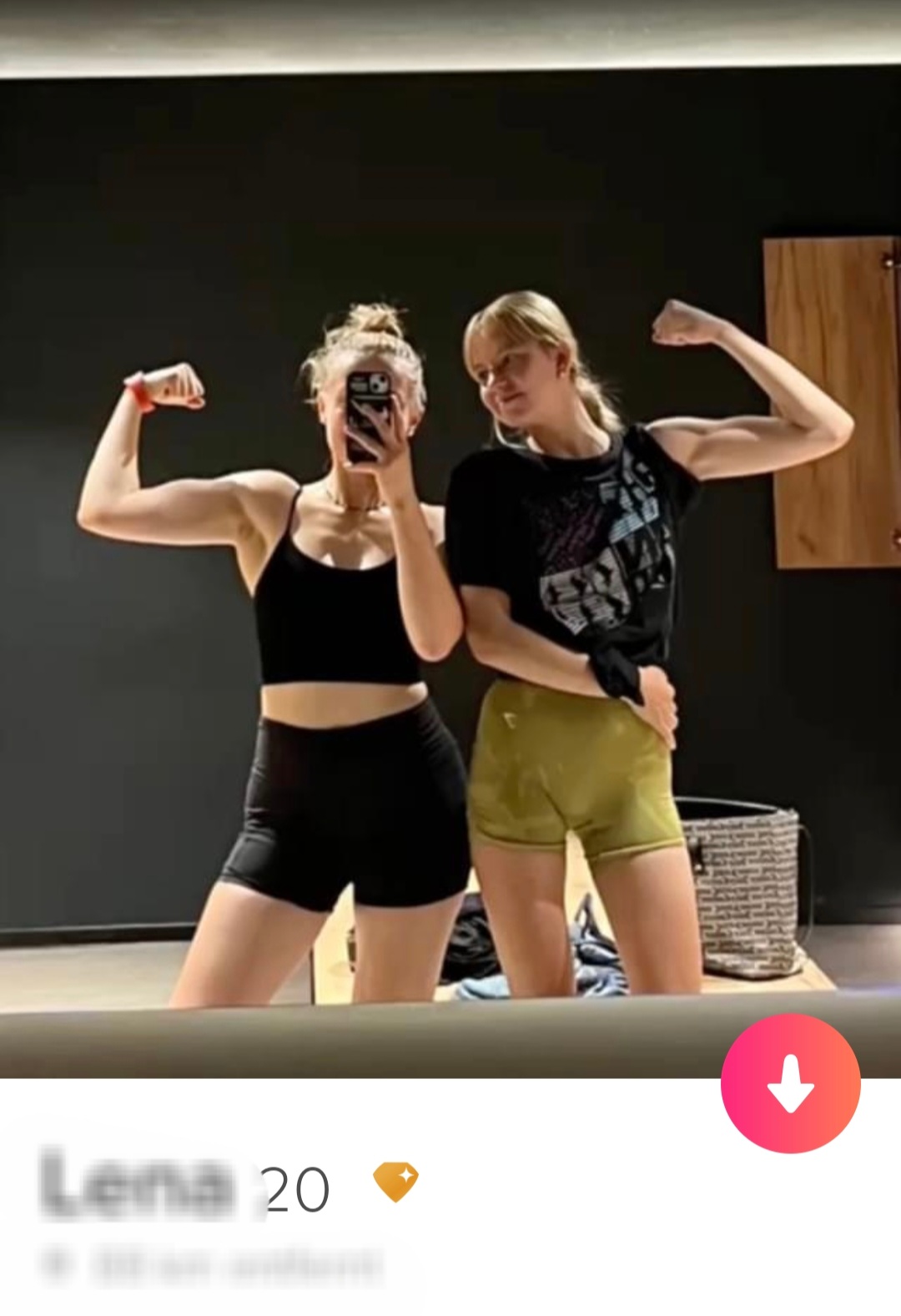 Fit/ muscular girls on tinder