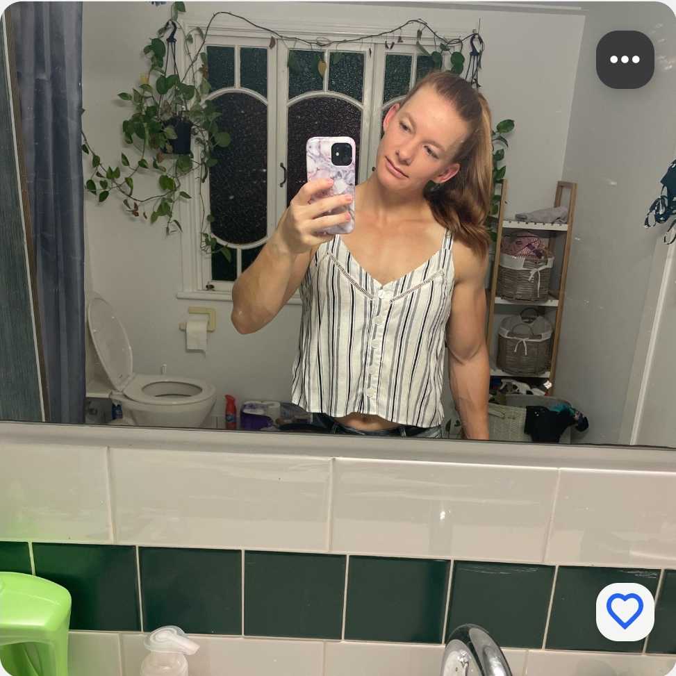 Fit/ muscular girls on tinder