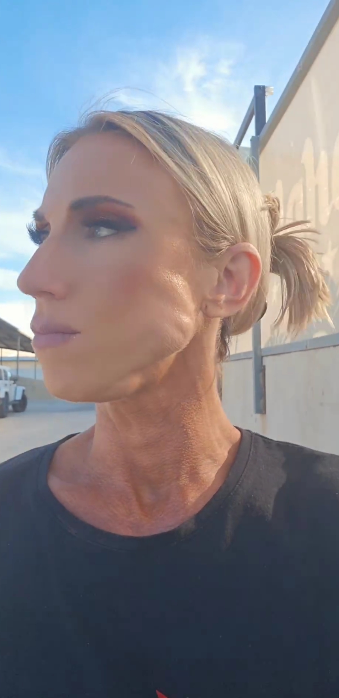 Girls with strong jaw lines