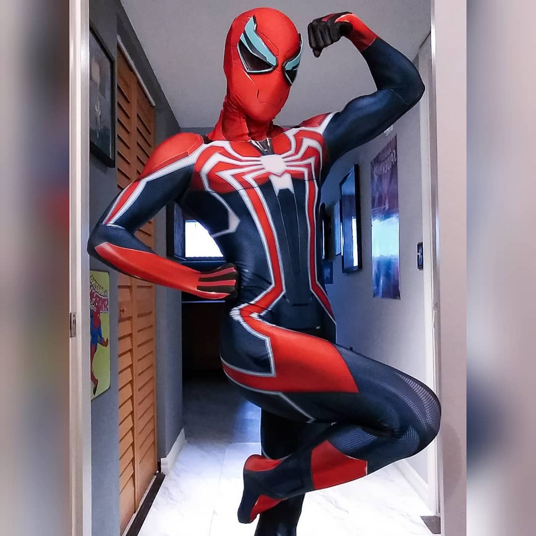 Hillary Ann (lady.bane)