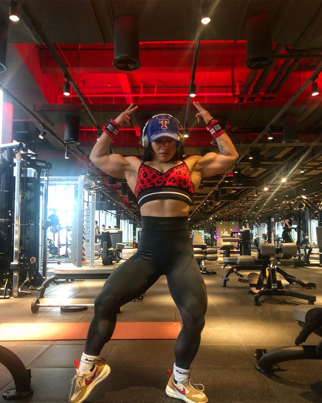 Olivia Biàn Ruìyīng (280808608)