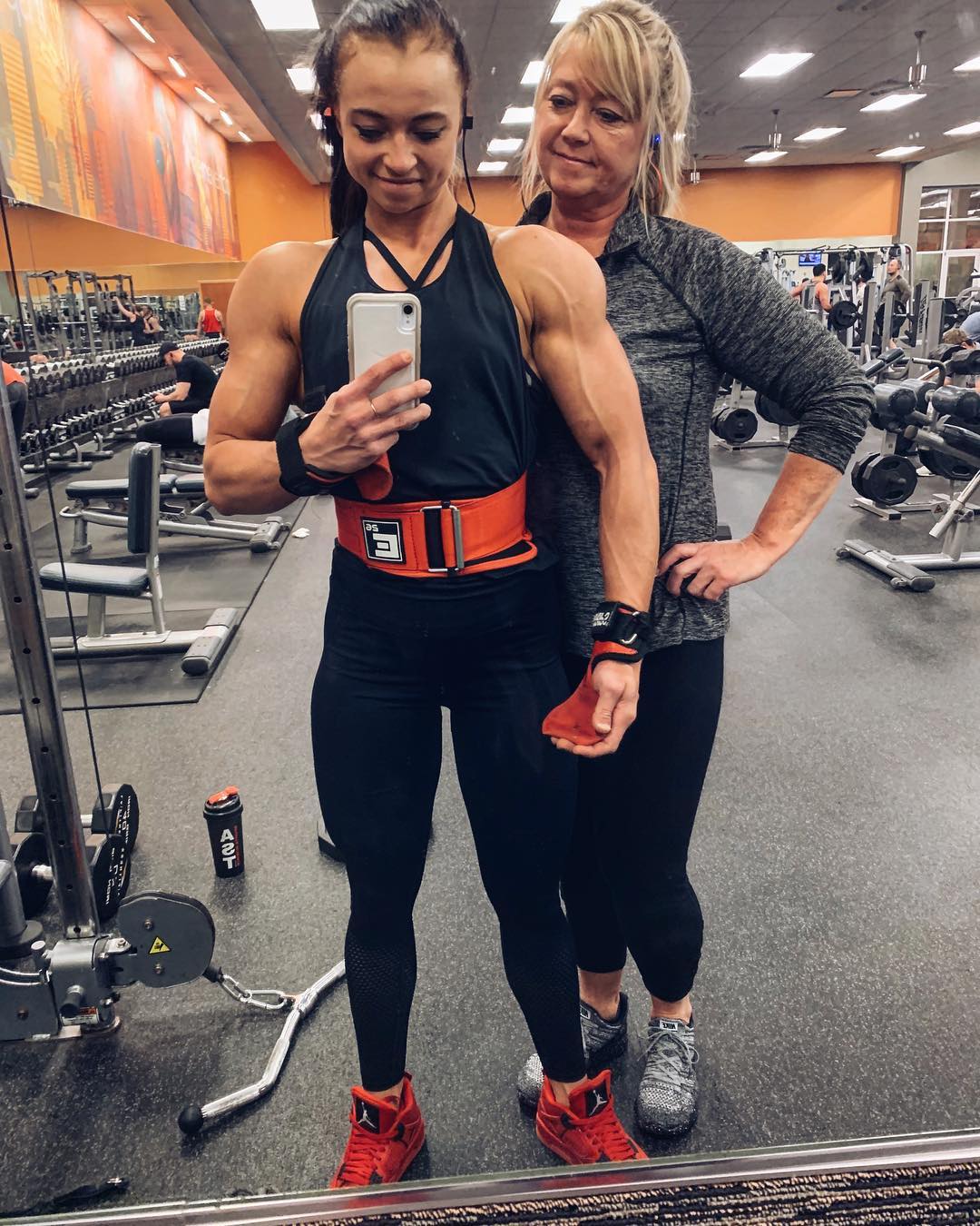 Taylor Rochelle, Brenda (momma_thick_)