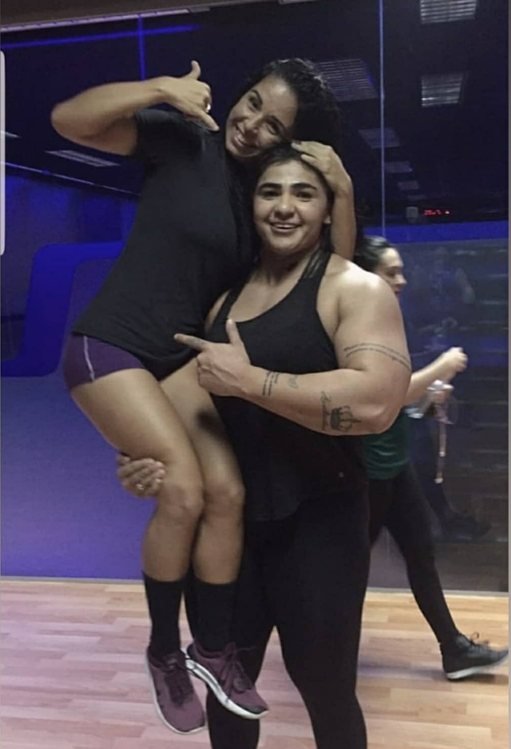 Yaritza Negrón, Regina Albuquerque