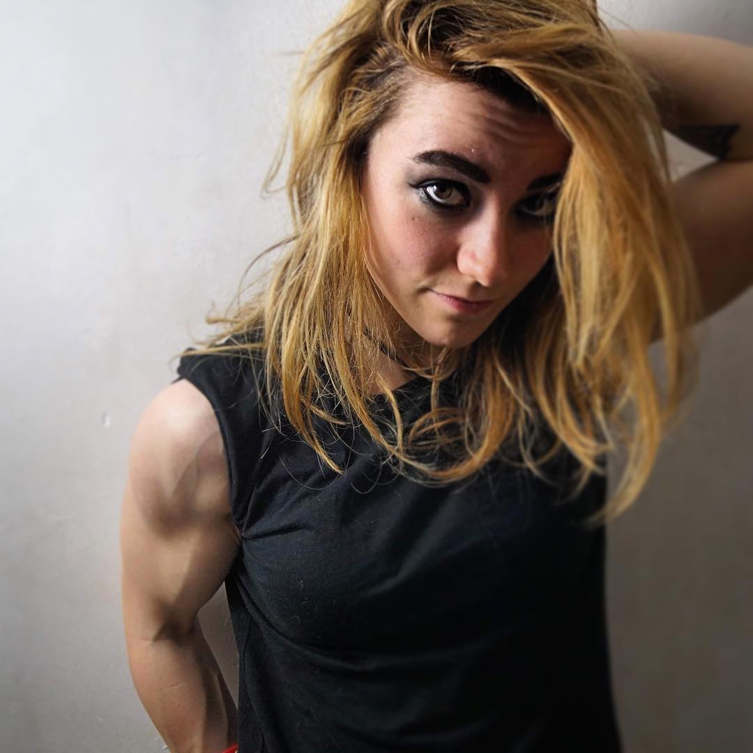 Bekah (freakyrafiki94)