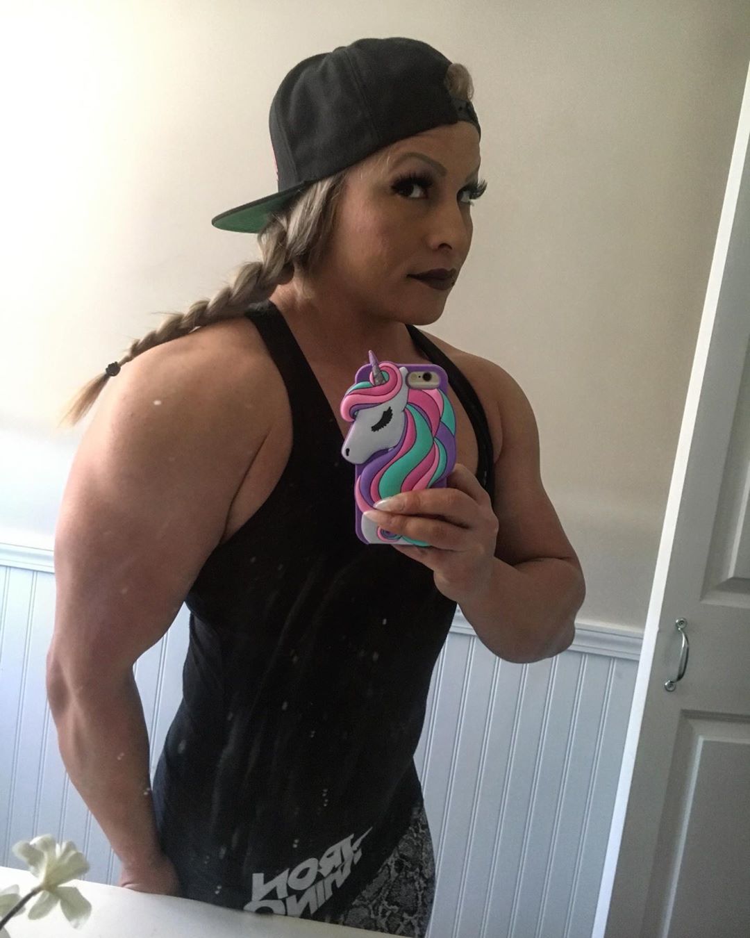 Heidi (ironheidi_ifbbpro)