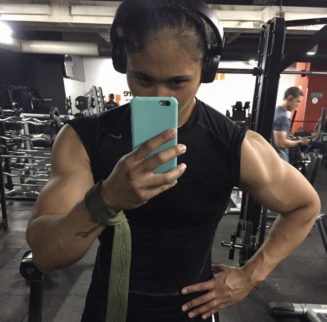 Laura Marulanda (laura_physique)