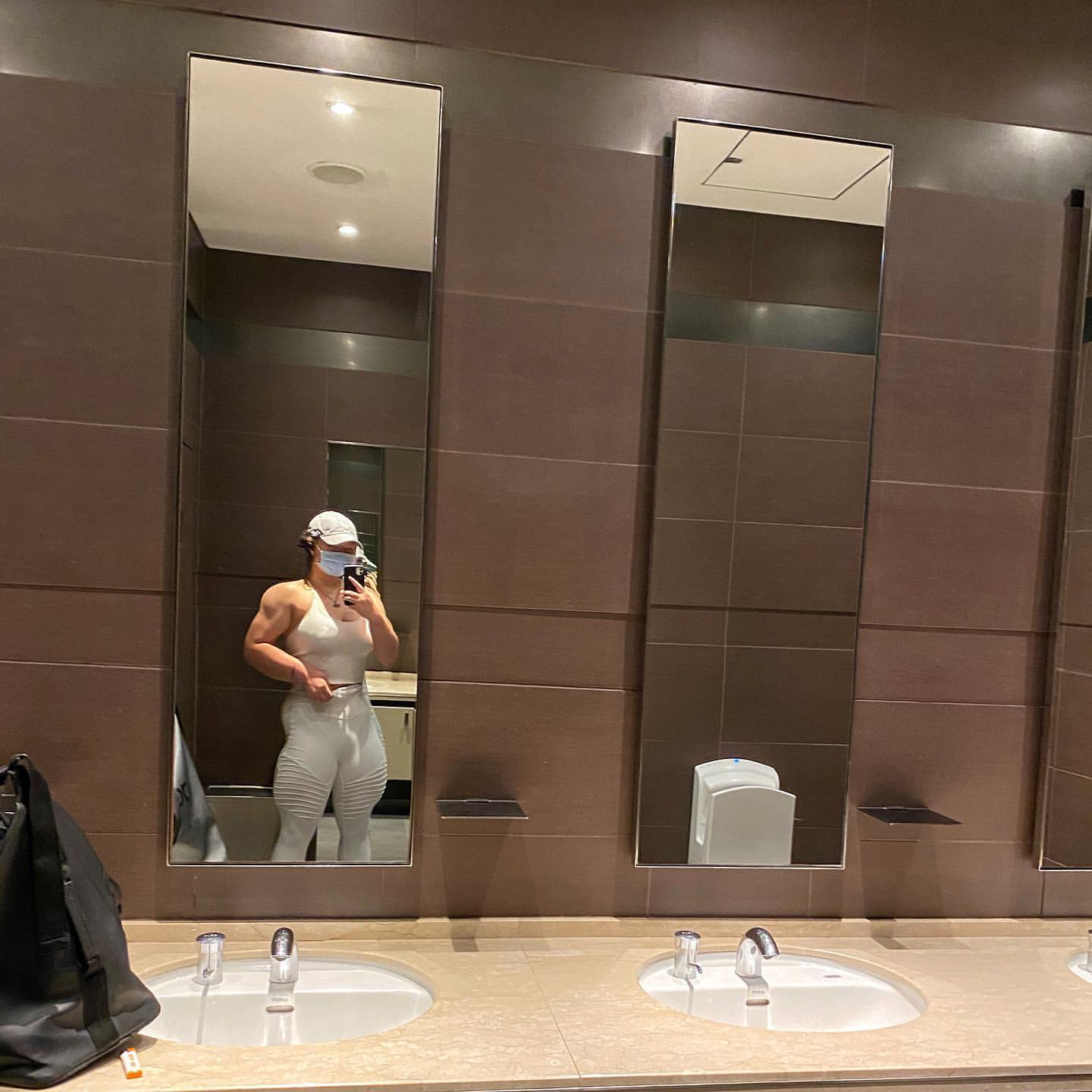 Guo Hui (doubanjiang312)