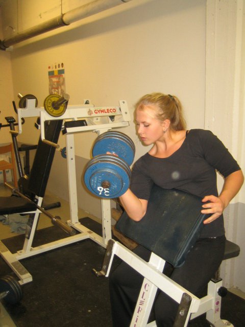 Sarah Backman Biceps