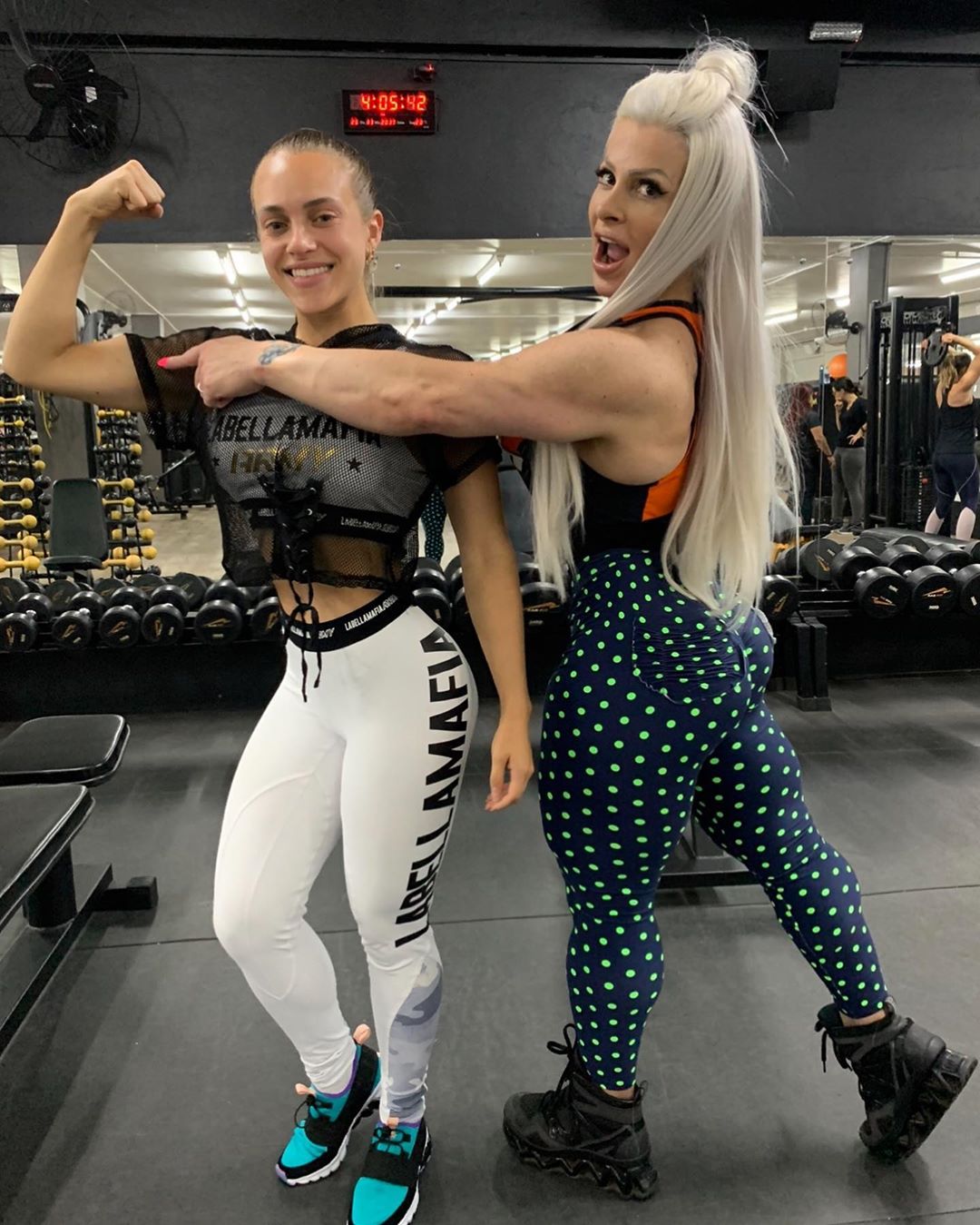 Aimee Freitas, Anne Freitas