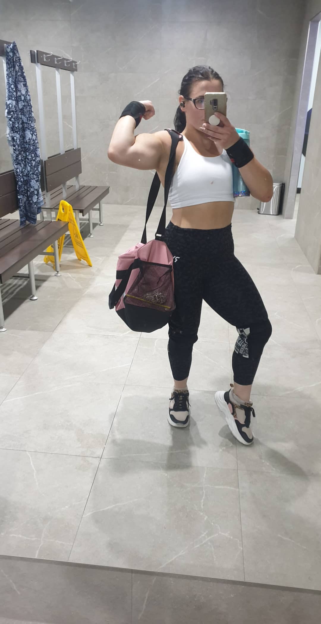 Lisa (_female_physique)