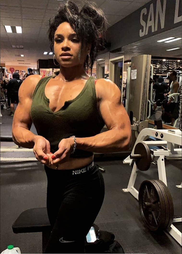 Gracie Folkesson (gracieegirrl)