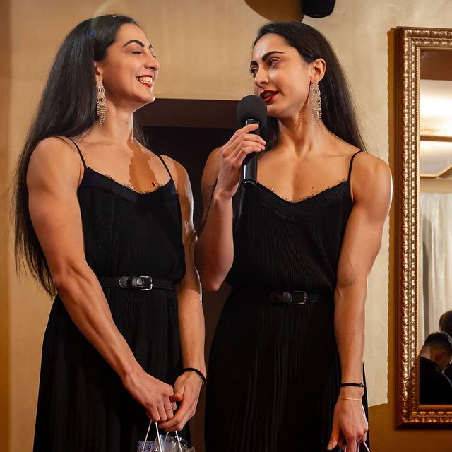 Mari Khachatryan, Anna Khachatryan