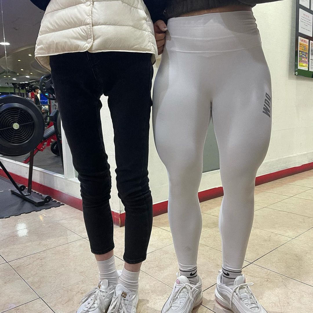 Jeong Cho-ri (ifbbpro_ri)