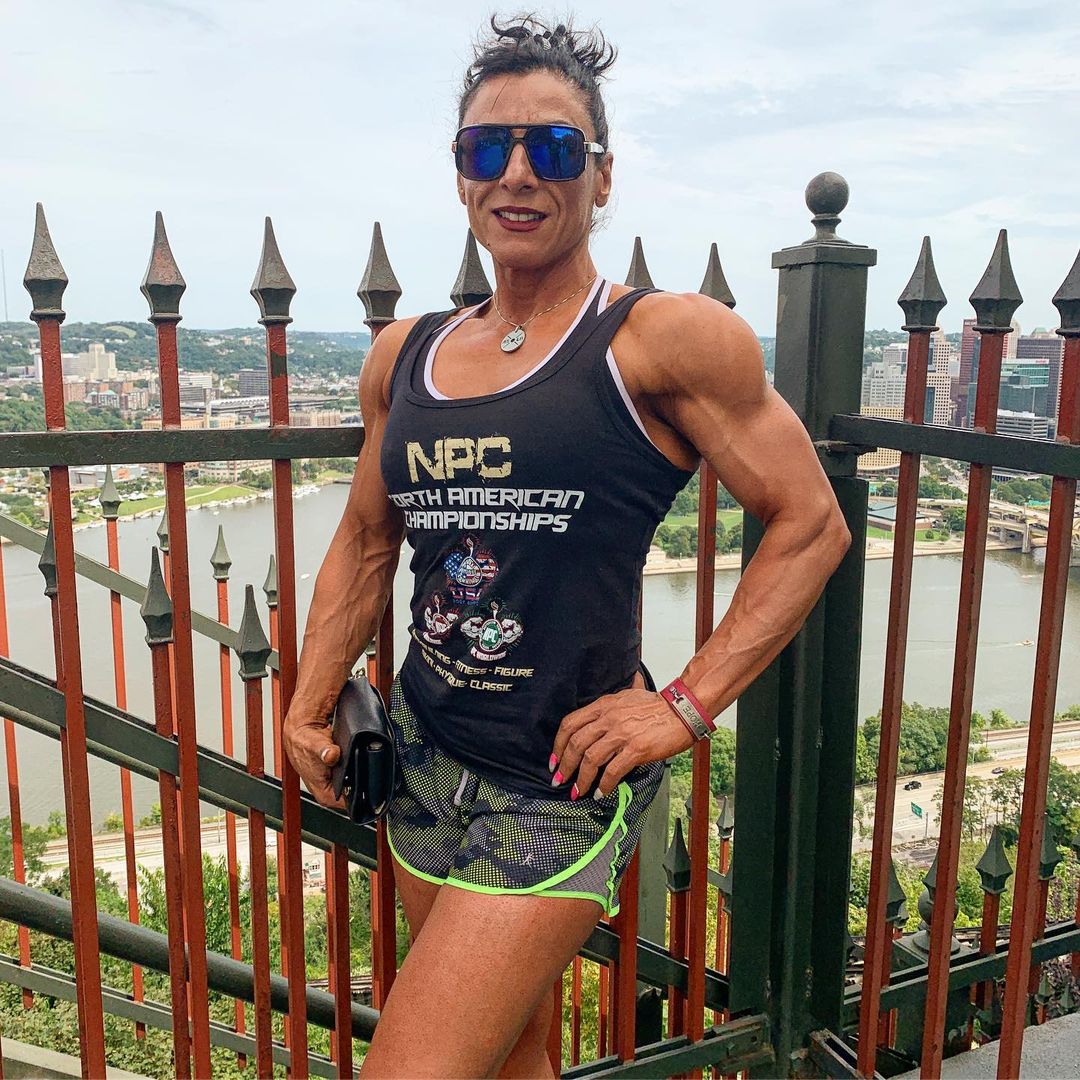 Nadia Arabpour-Gossett