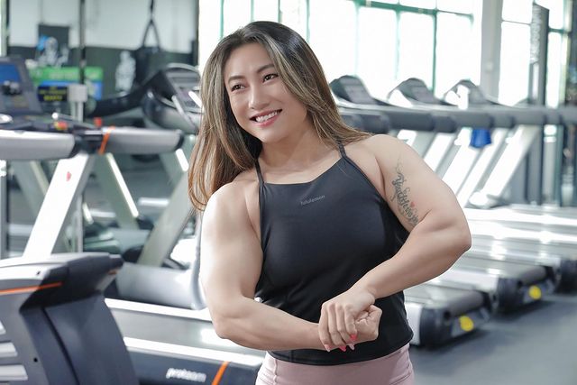 Olivia Biàn Ruìyīng (280808608)