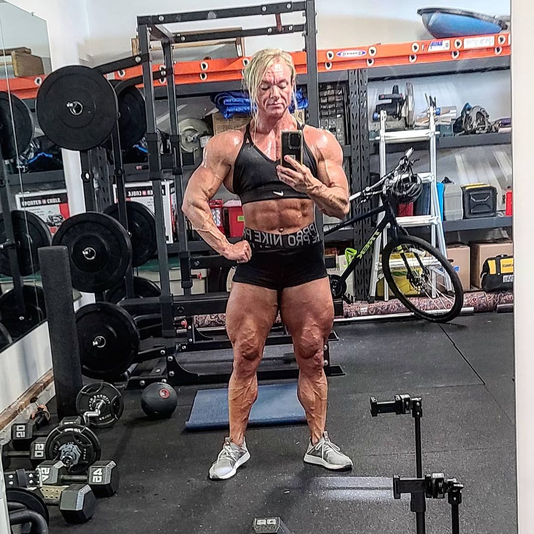 Jessica Martin (jessimartin1815)