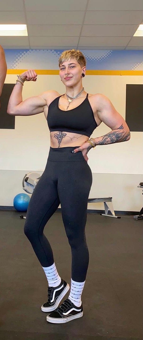 Demi Bennett (Rhea Ripley)