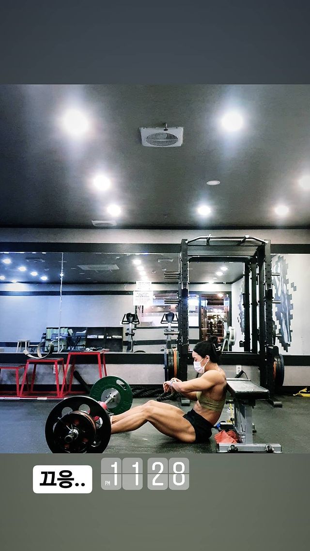 Park Hanwul (hanwool_ifbbpro)