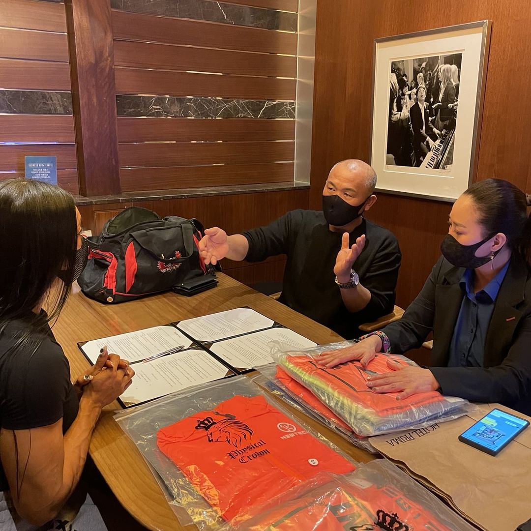 Park Hanwul (hanwool_ifbbpro)