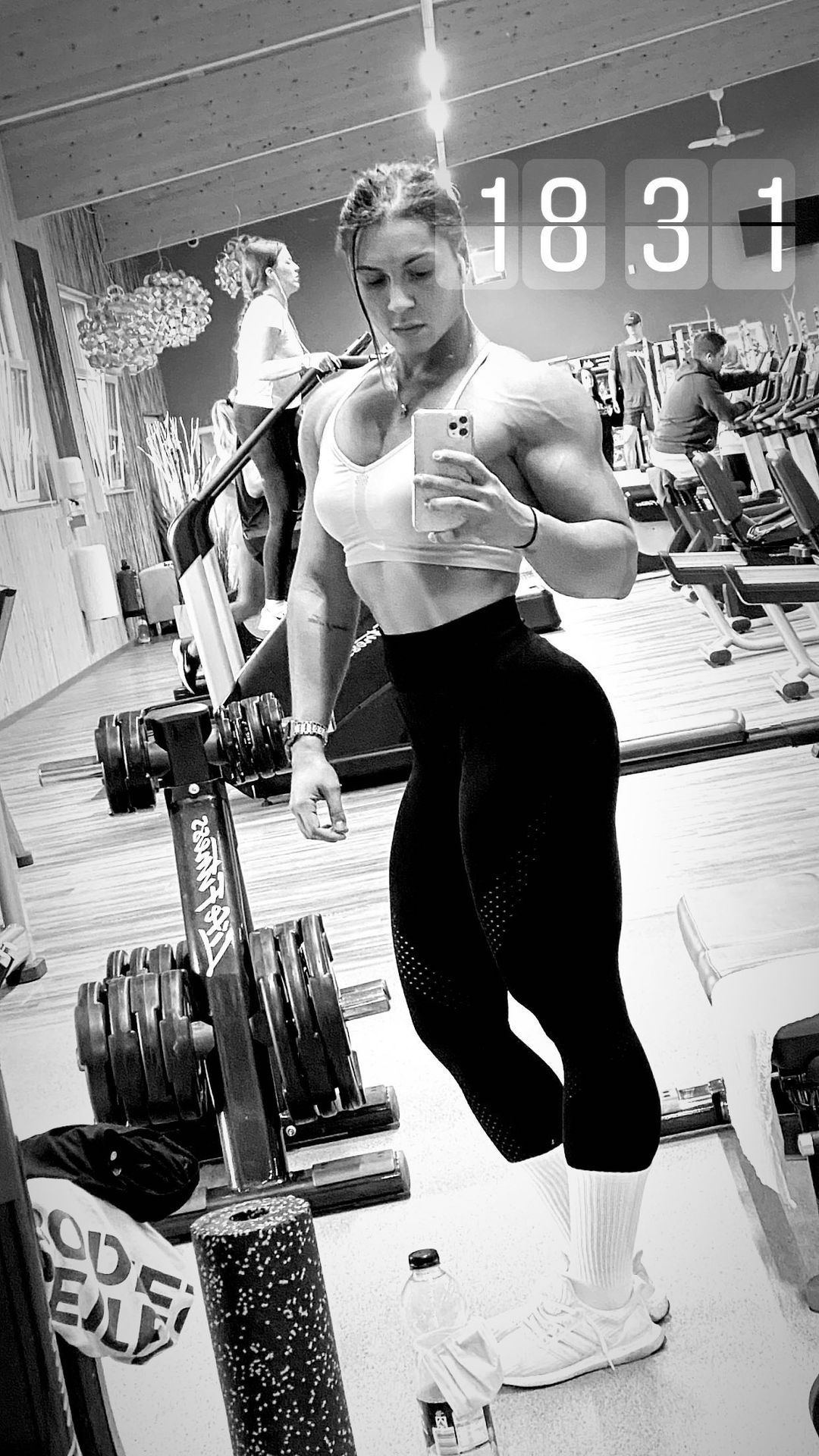 Dina Bakic (theserbianbrunette)