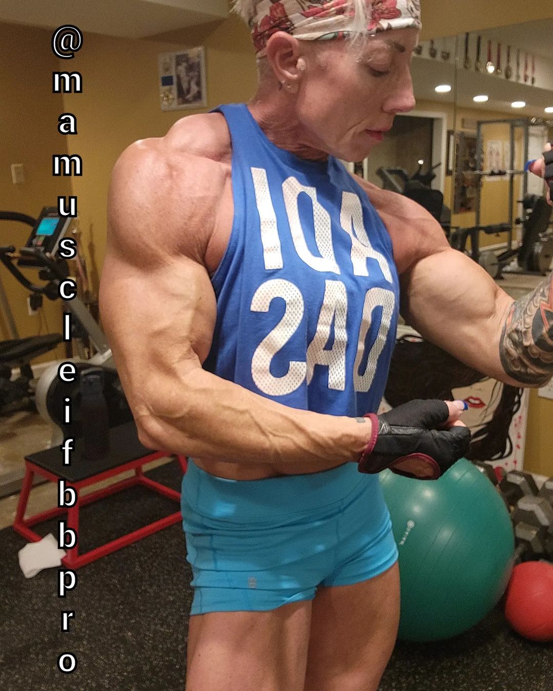 Mary Ann Wieckowski (Sextank11)