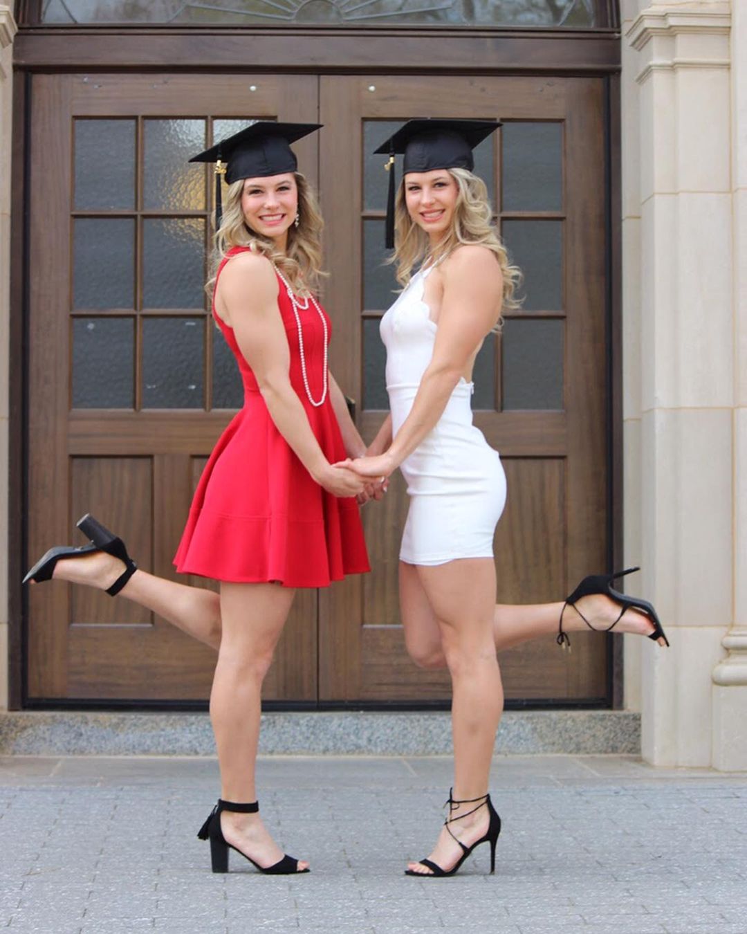 Tori Weeks, Lexi Weeks