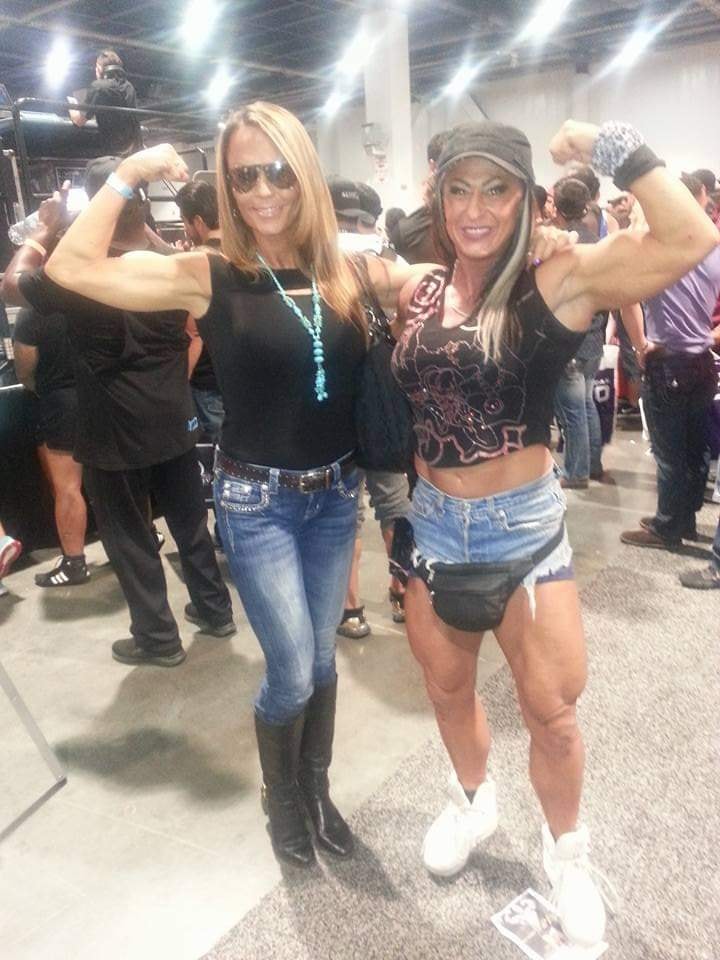 Tonya Knight, Gina Jones