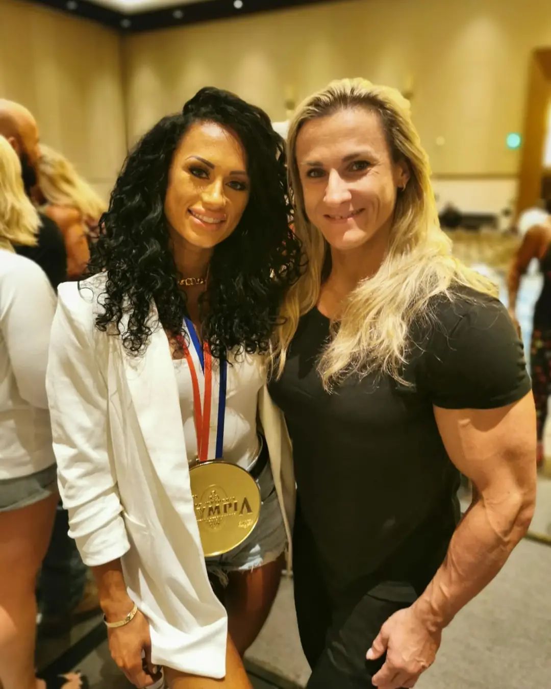 Jennifer Dorie, Lenka Ferencukova