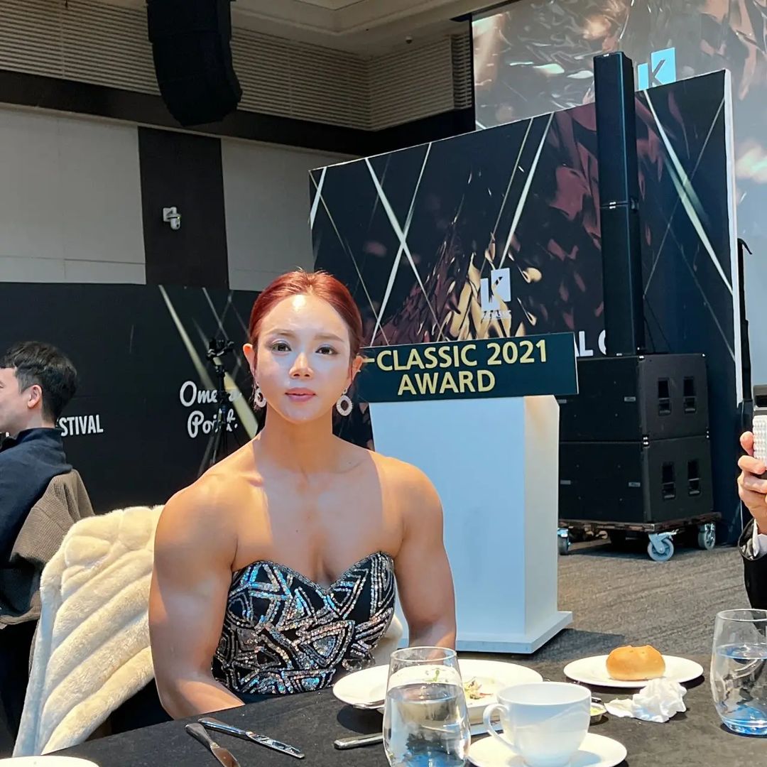 Jang Mi Yeong (wild_rose_fit)