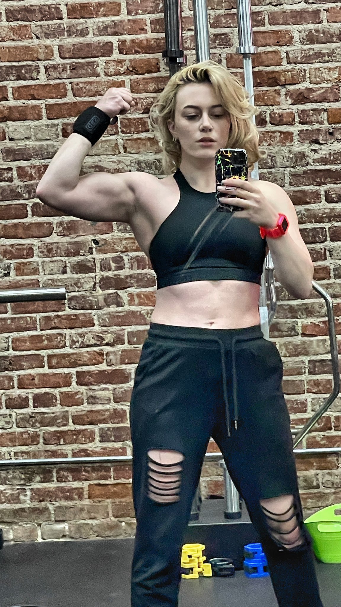 Claire Max