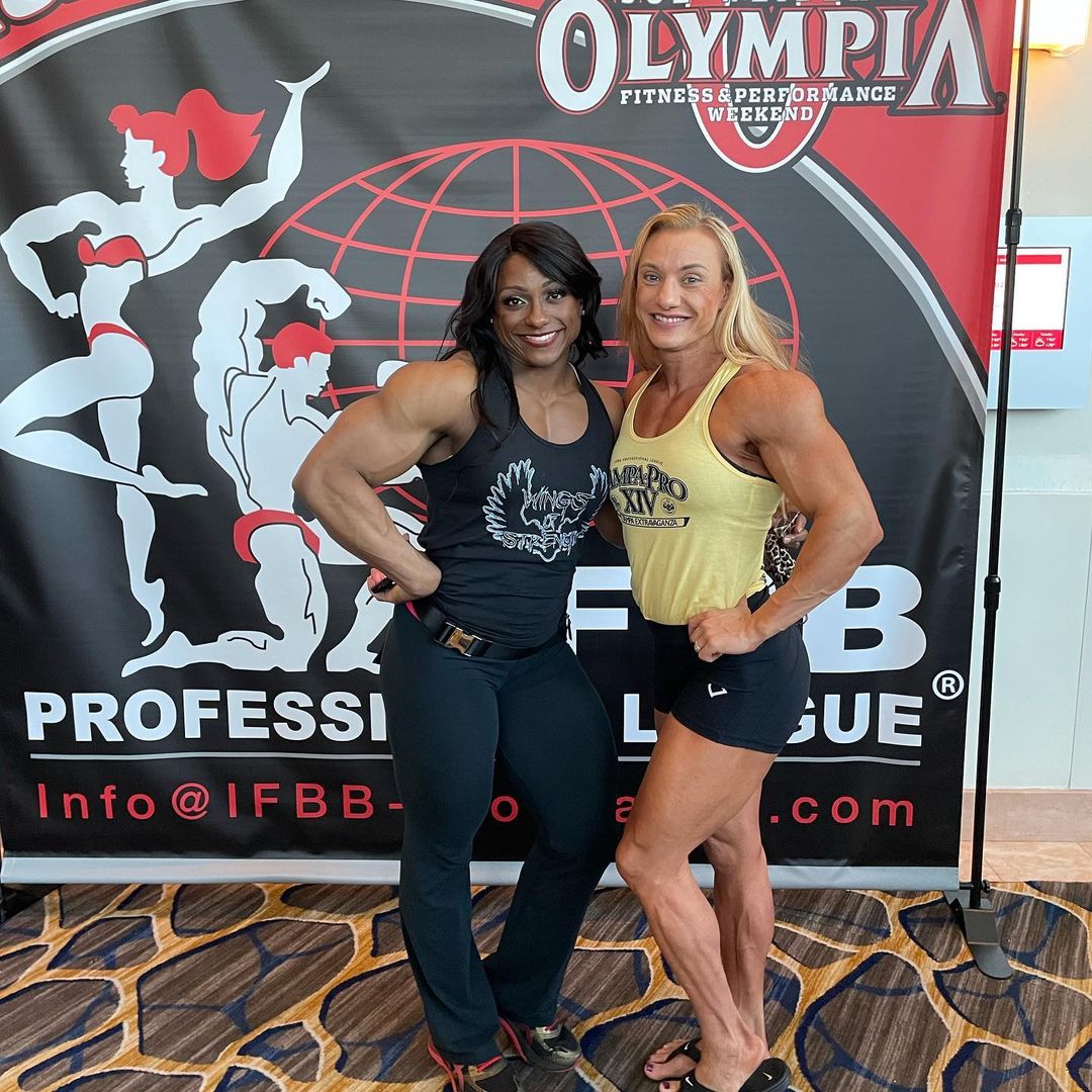 Andrea Shaw, Cindy Reyes