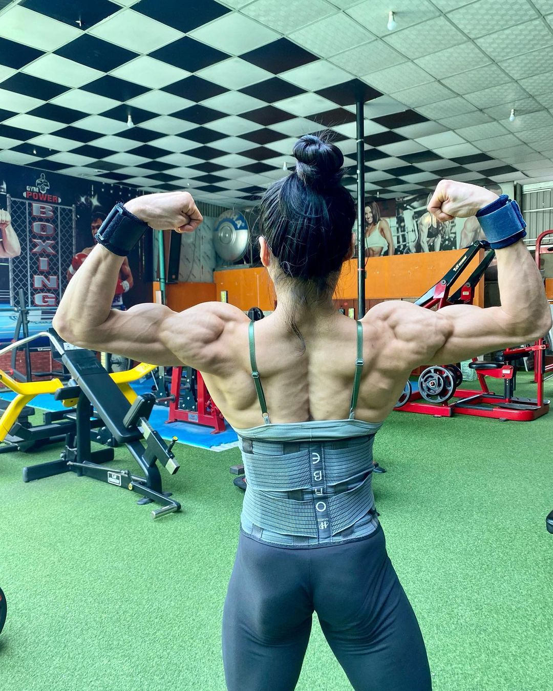 Trần Thị Ny (Ny Ny Tran)