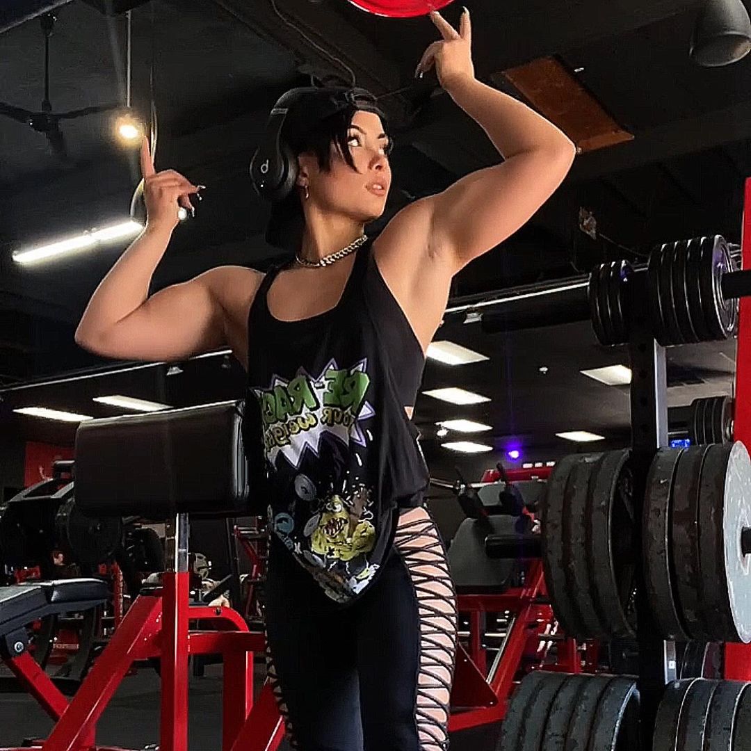 Maya Davis (mayatheglamazon)