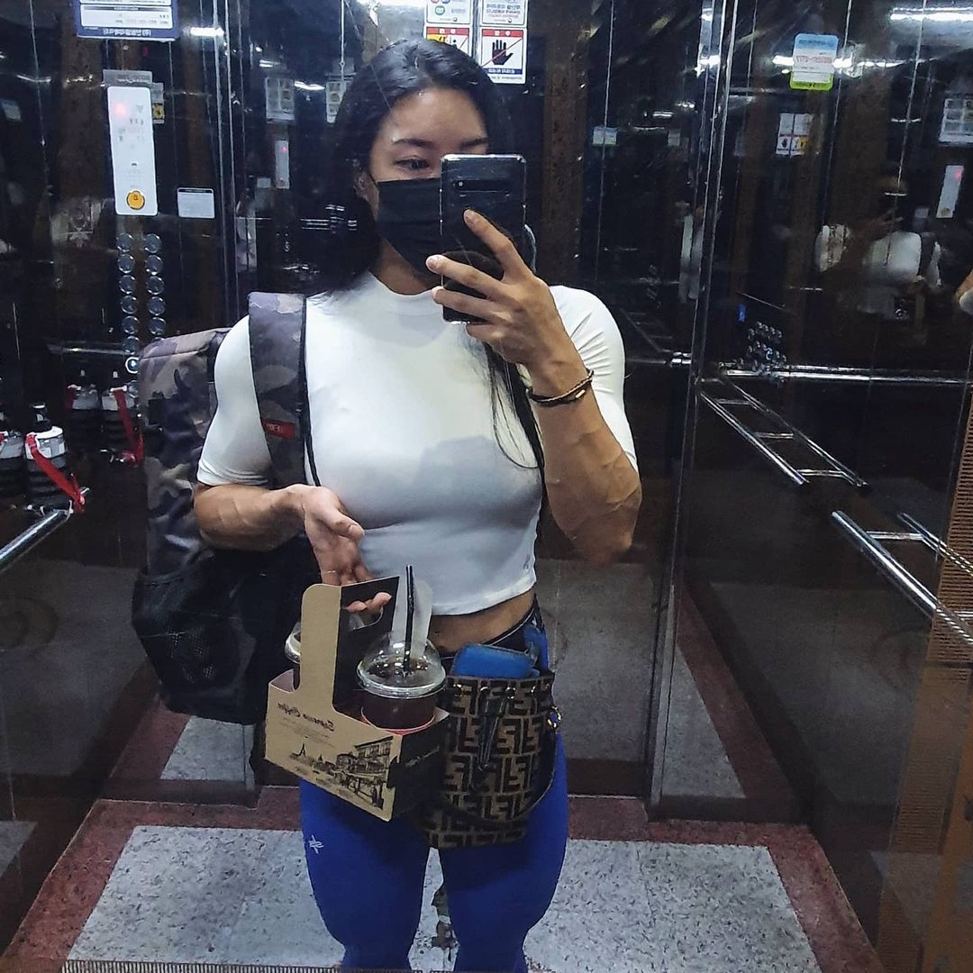 Park Hanwul (hanwool_ifbbpro)