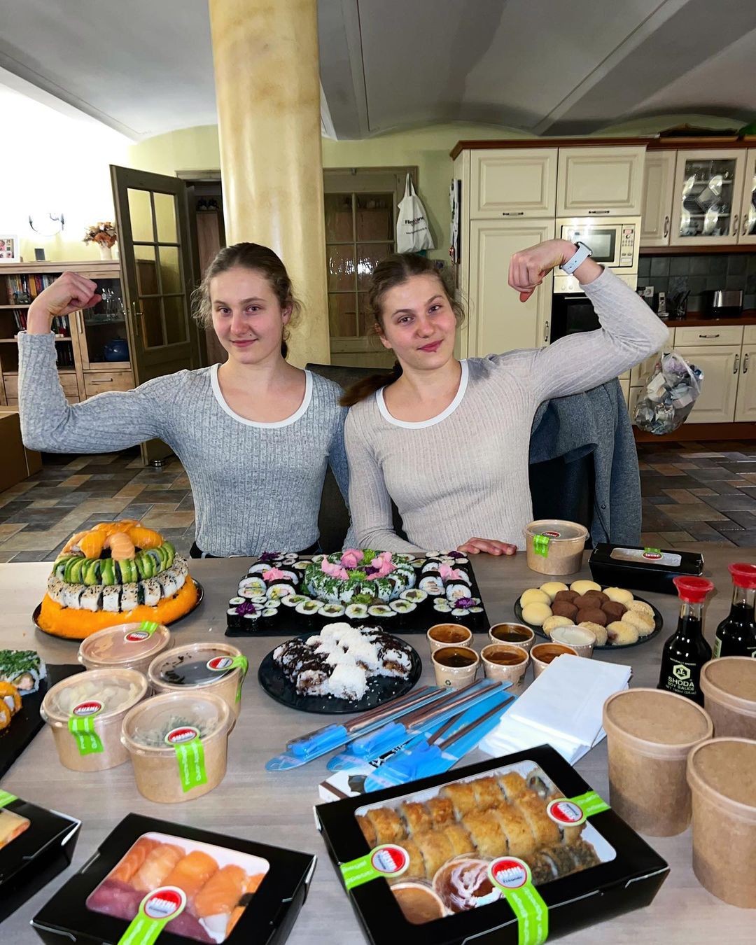 Anabel Glocker, Maria Glocker