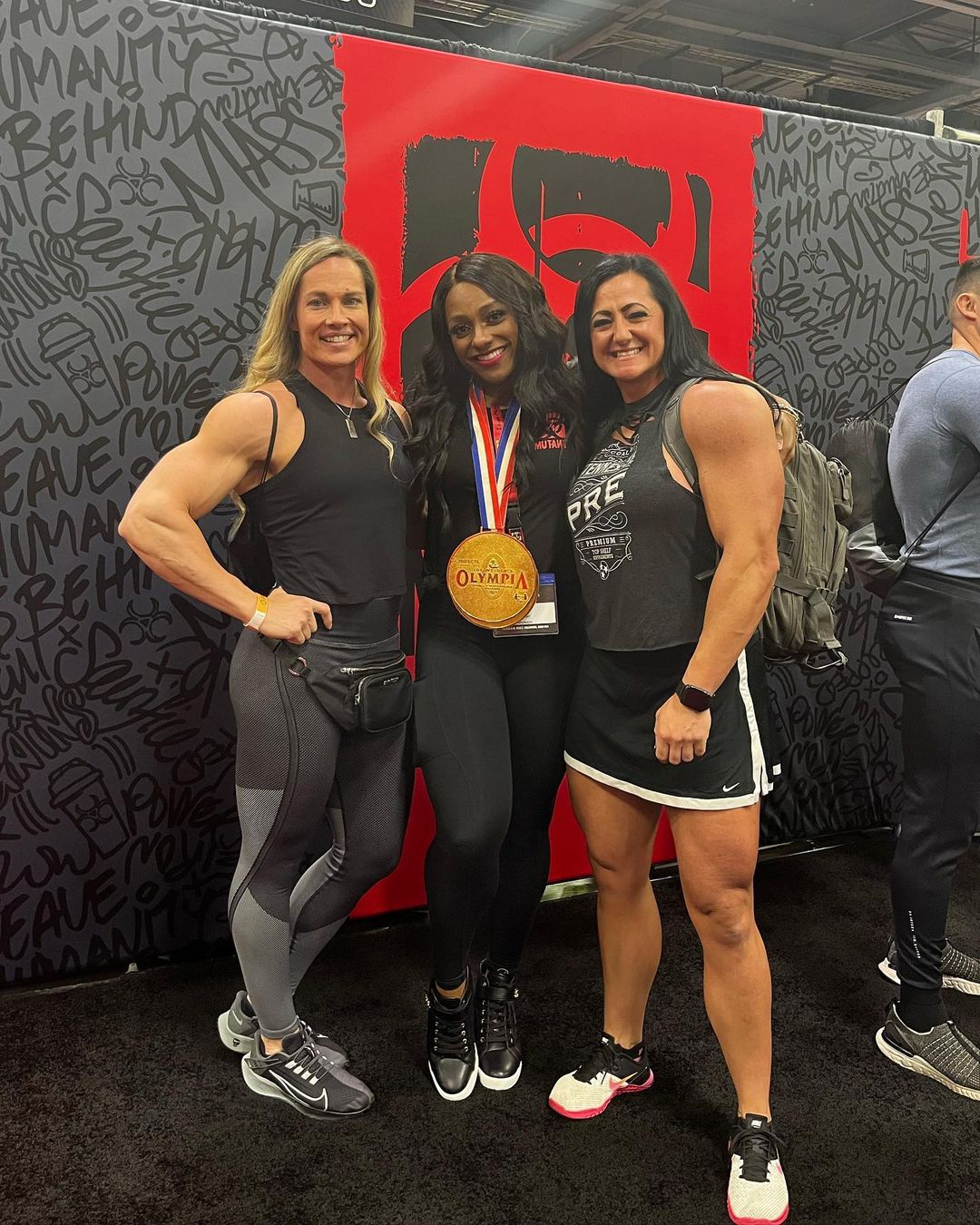 Jennifer Faccinto, Andrea Shaw, Silvia Hammontree