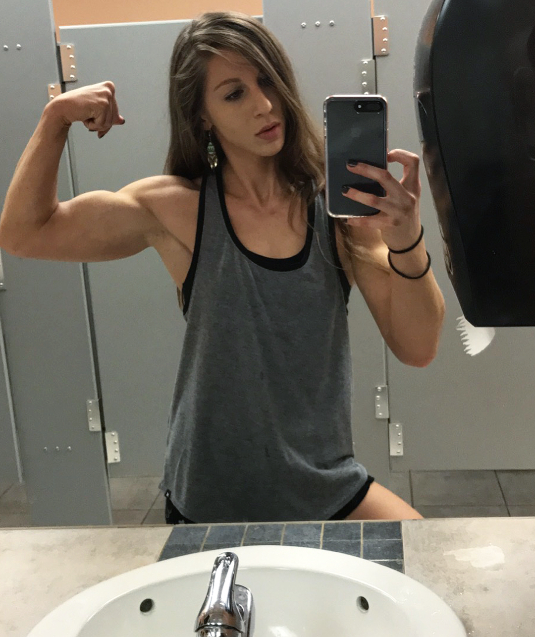 Jessica Piccoli (jjjeeessiiiccaaa)