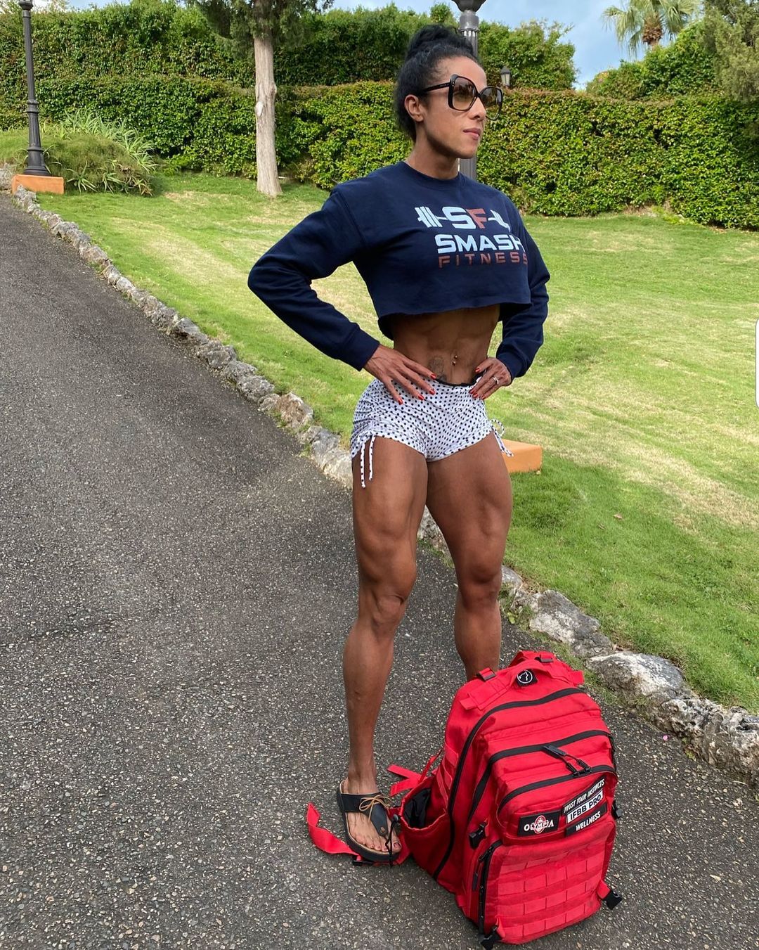 Lorena Ragusa (loli_fitness)