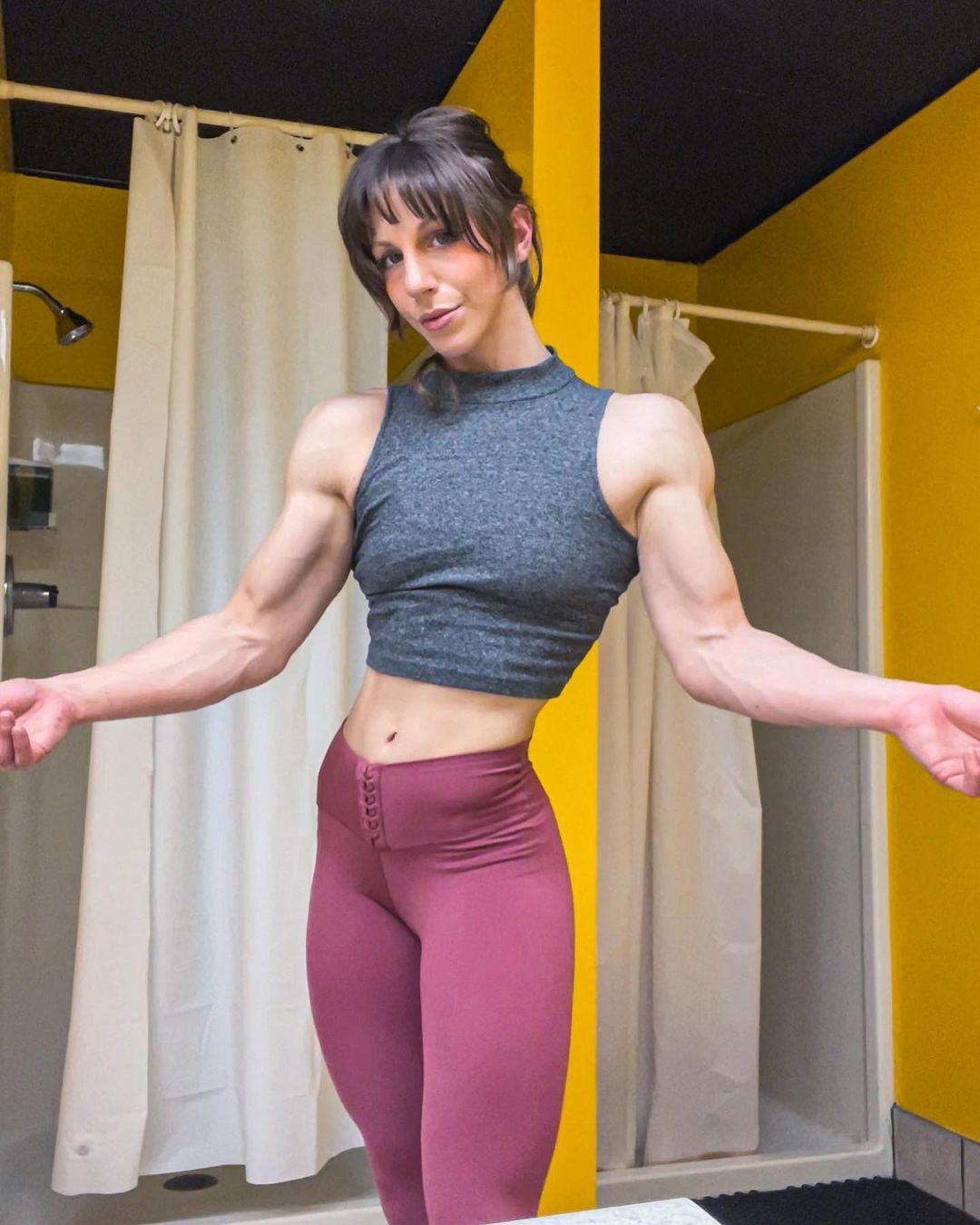 Jessica Piccoli (jjjeeessiiiccaaa)