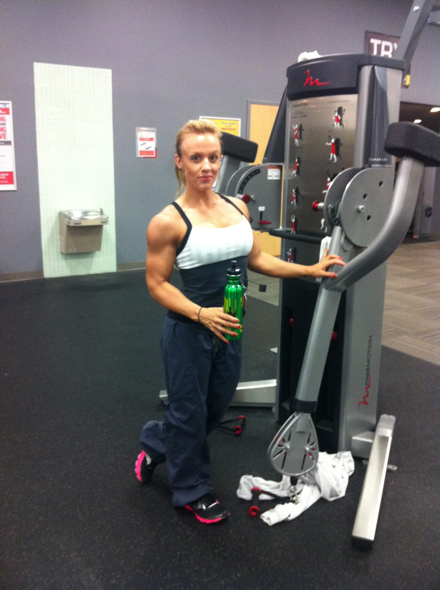 Cindy Phillips Hodgkinson (cindyhodgkinsonifbbpro)