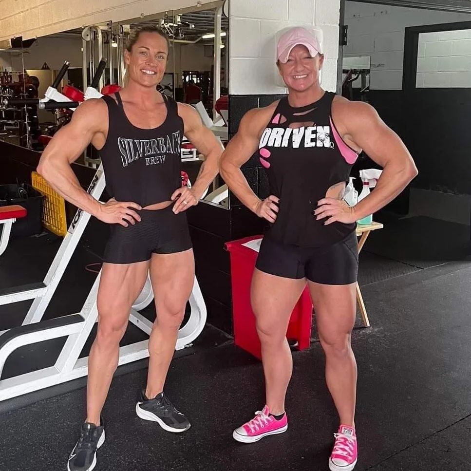 Jennifer Faccinto, Silvia Hammontree