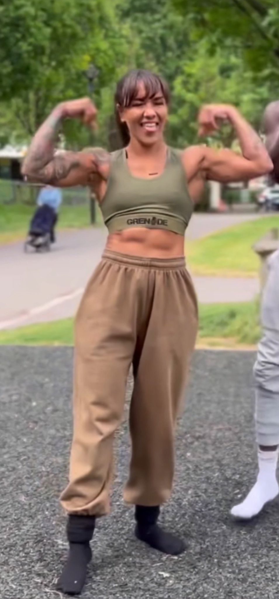 “Ejay” Ebony Jade Hardiman (ejayink)