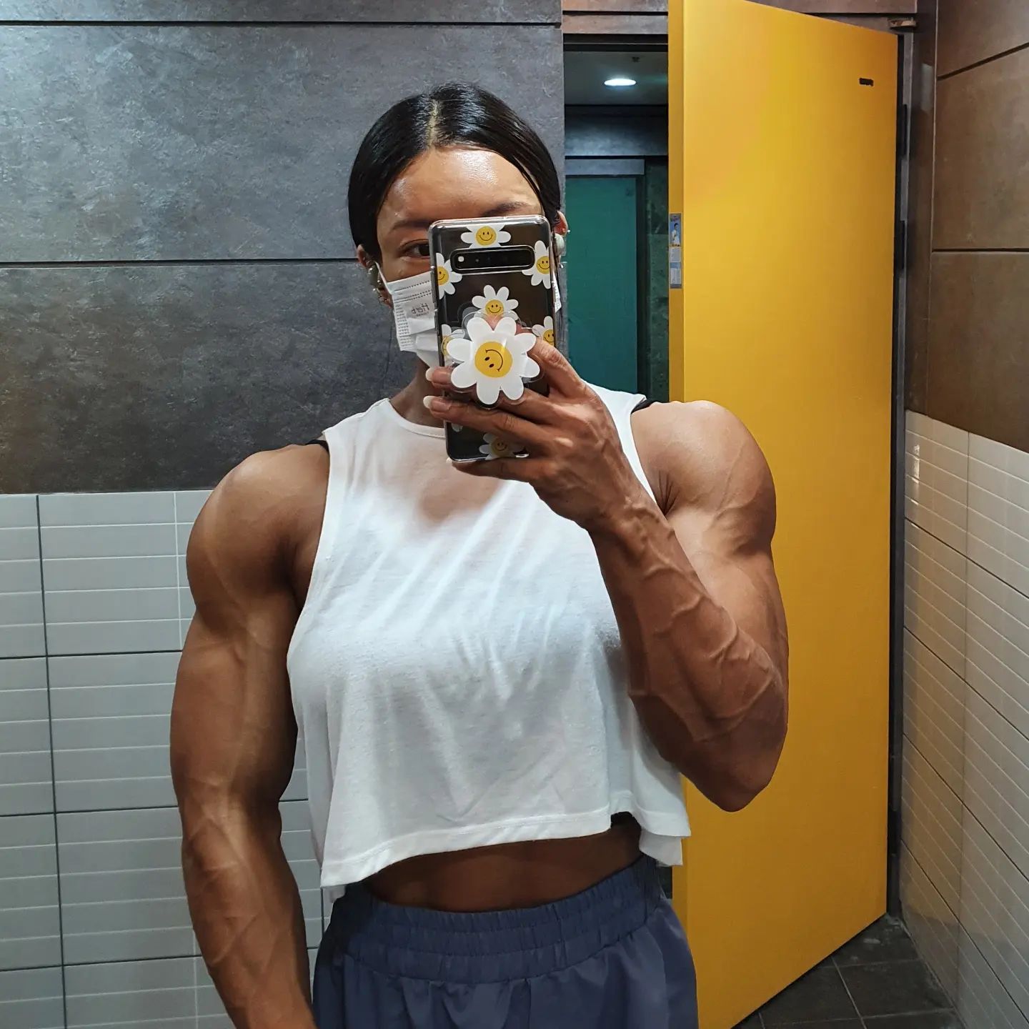 Park Hanwul (hanwool_ifbbpro)