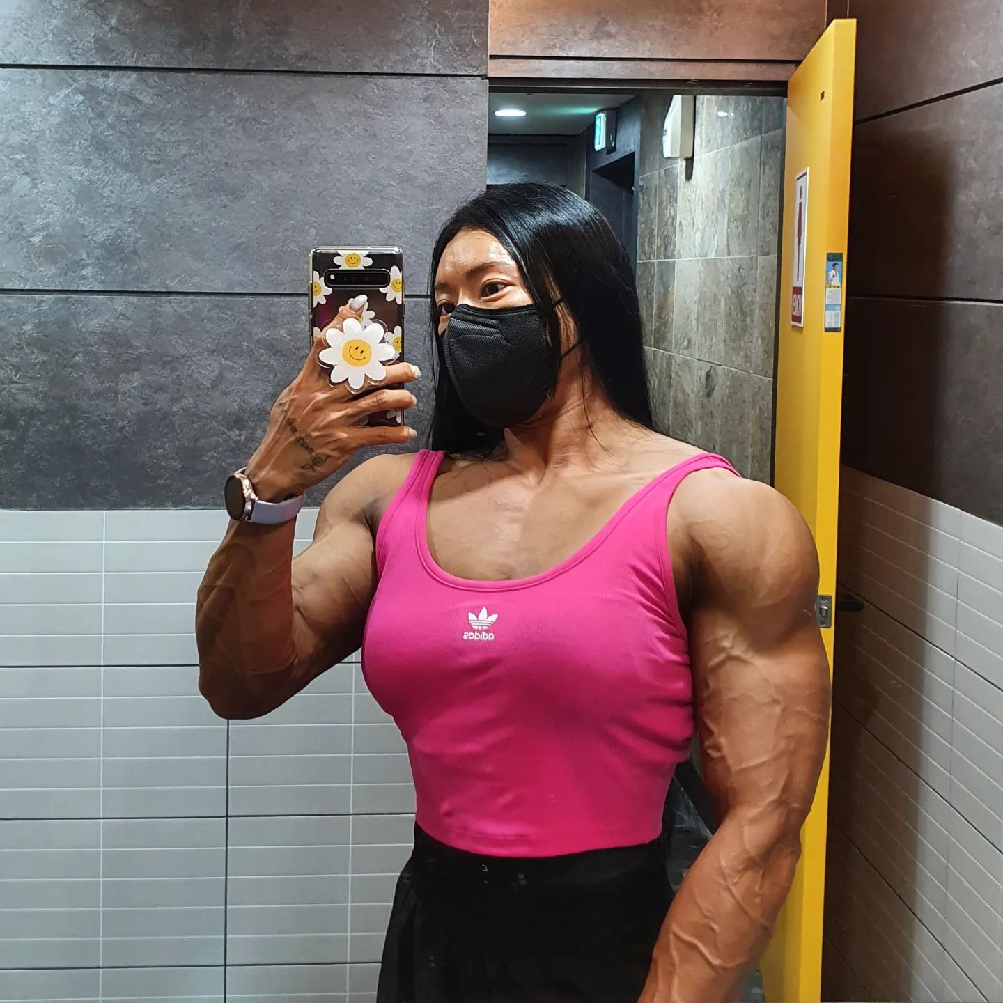 Park Hanwul (hanwool_ifbbpro)
