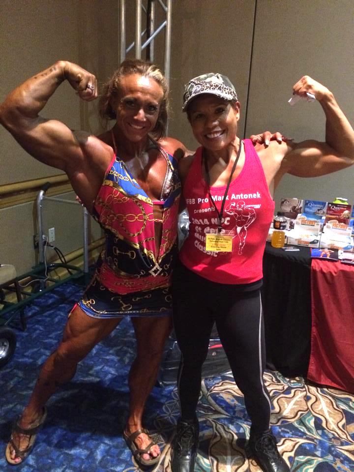 Janeen Lankowski, Maria Flores