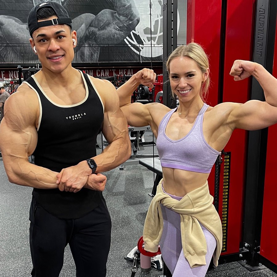 Rosie Pratt (rosiejanefitness)