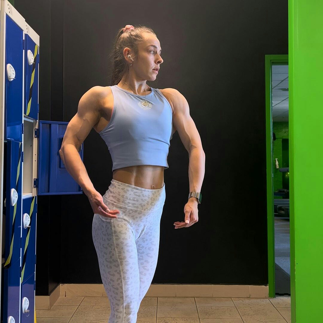 April Slattery (aprilalexandrax)