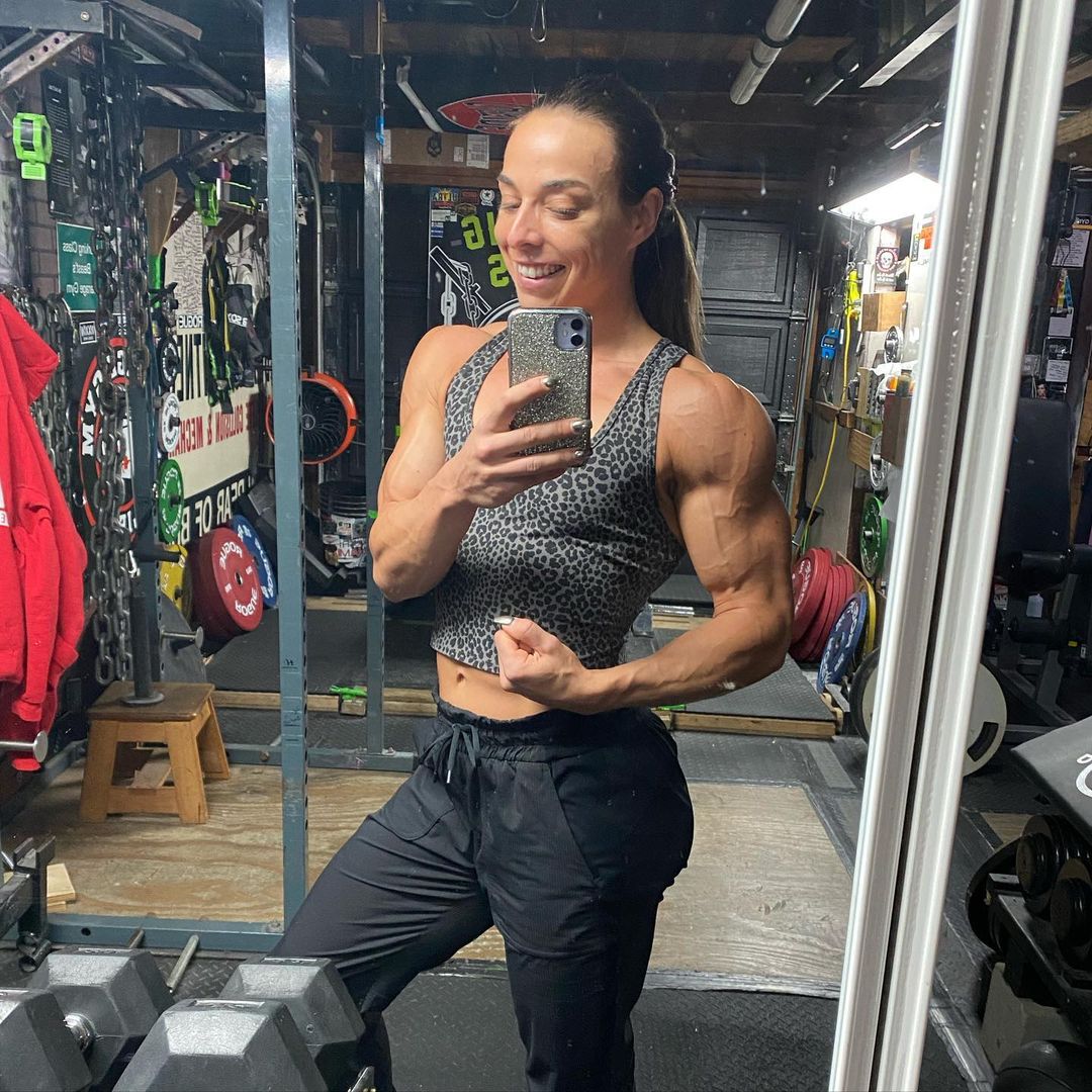 Julia Di Pompeo (Champlin)