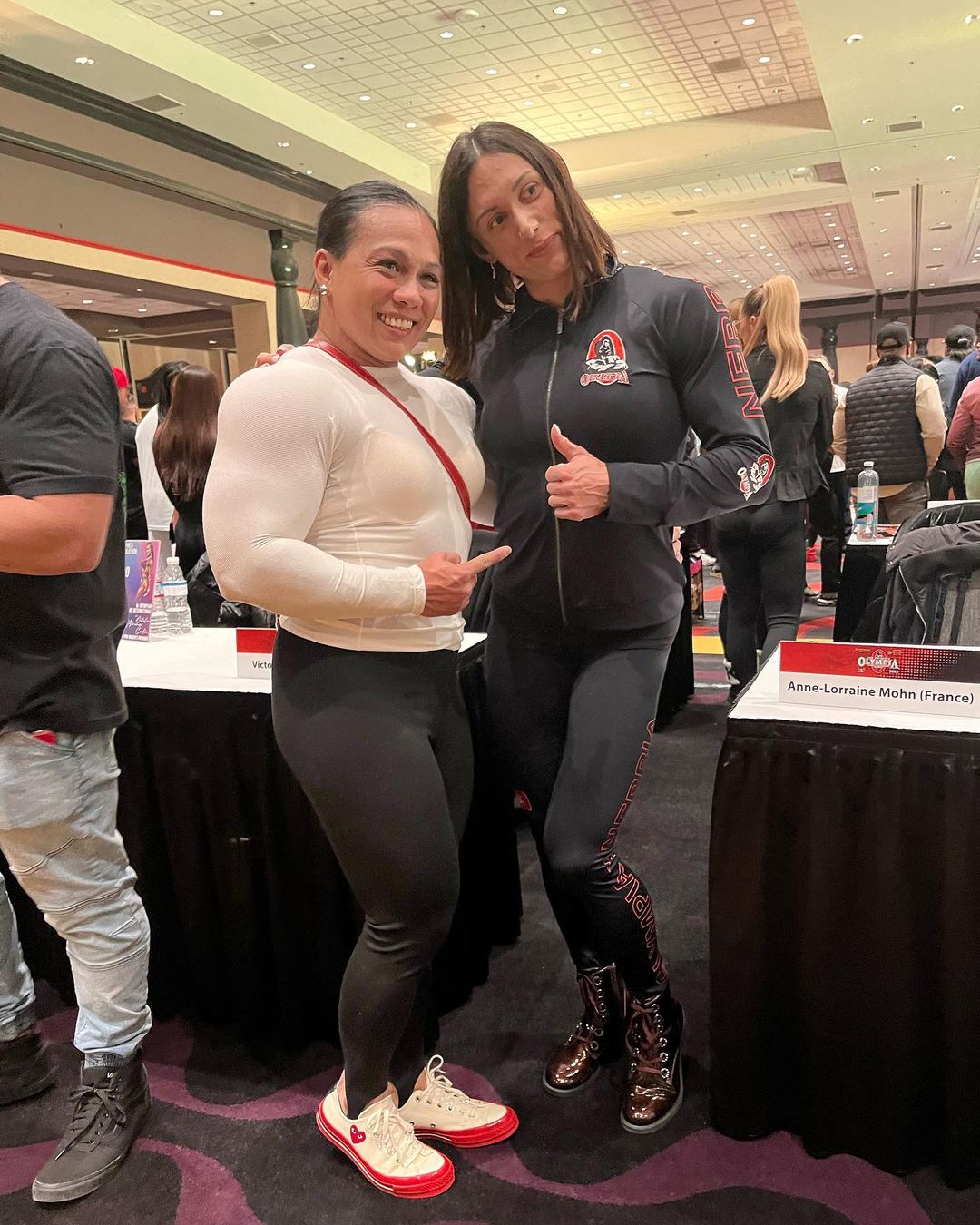 Abi Jimenez, Anne Mohn